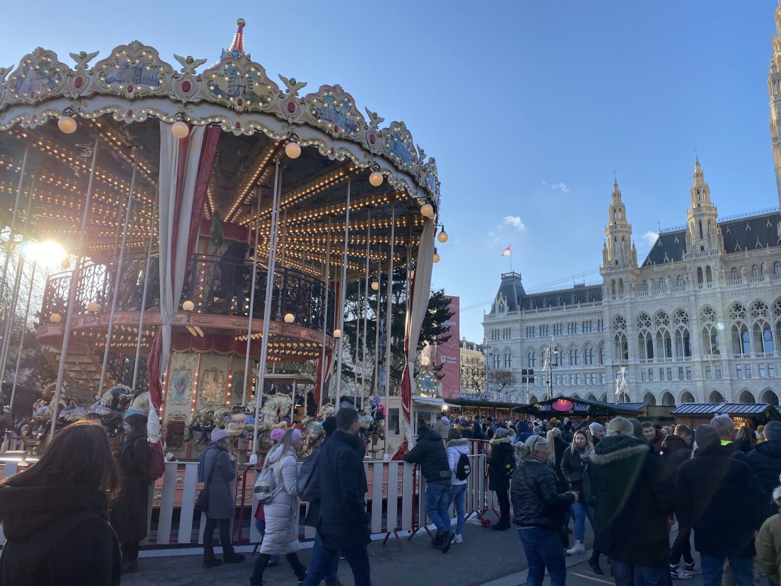Christmas market at Rathausplatz in Vienna - Everything about Vienna